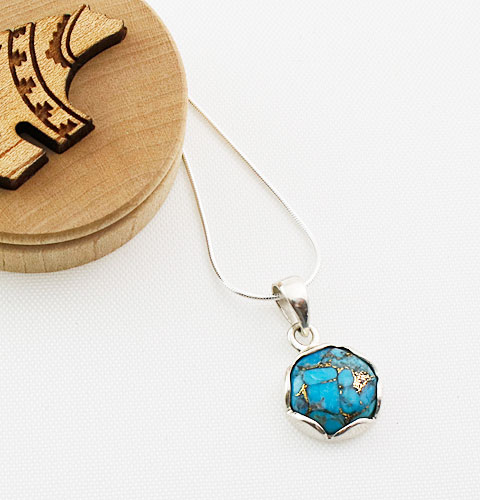 Mojave Turquoise Round Pendant | Red Bear Jewellery